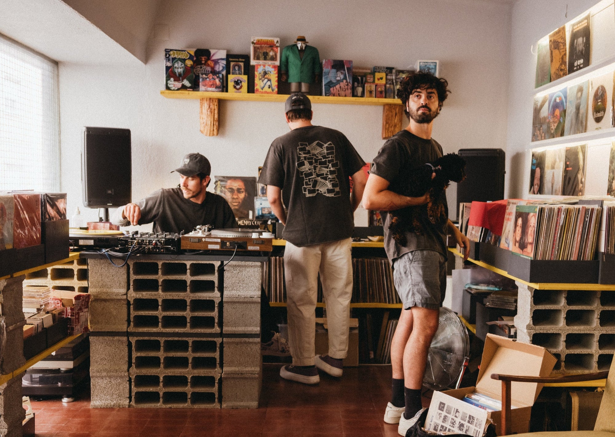Plus351 | DESIGNED IN LISBON - Clothes made in Portugal – +351